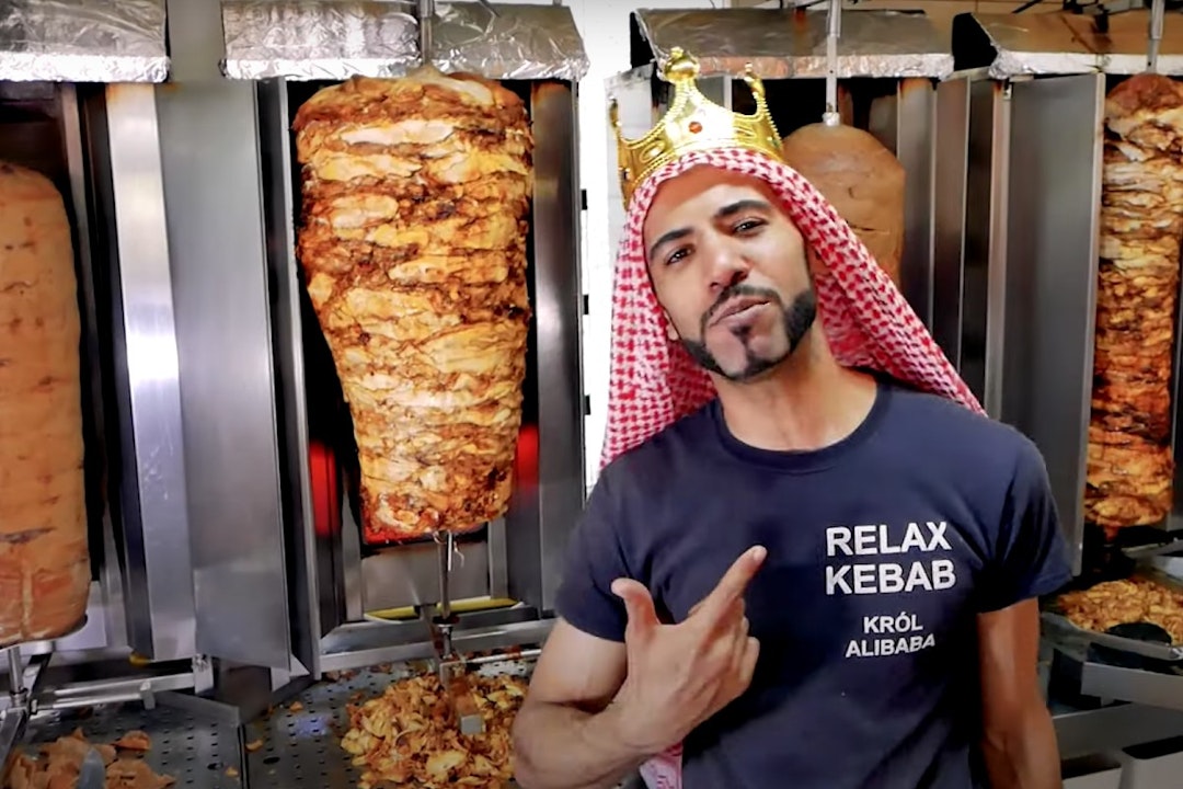 Król Ali Baba z Relax Kebab Radzymin dostarczył rapowy numer. Tak, jest ...