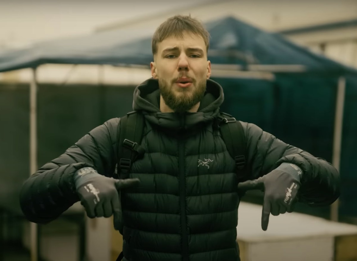 Patotrap na emigracji. Yung Adisz przejmuje polską scenę | newonce